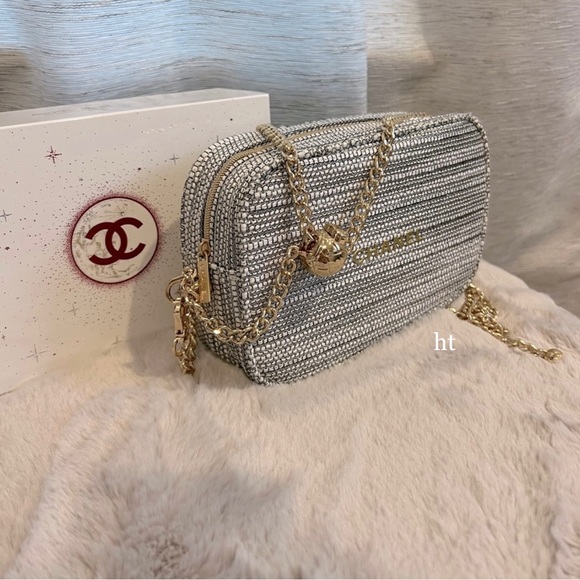 CHANEL | Makeup | Chanel Beauty Case Holiday Gift 222 | Poshmark